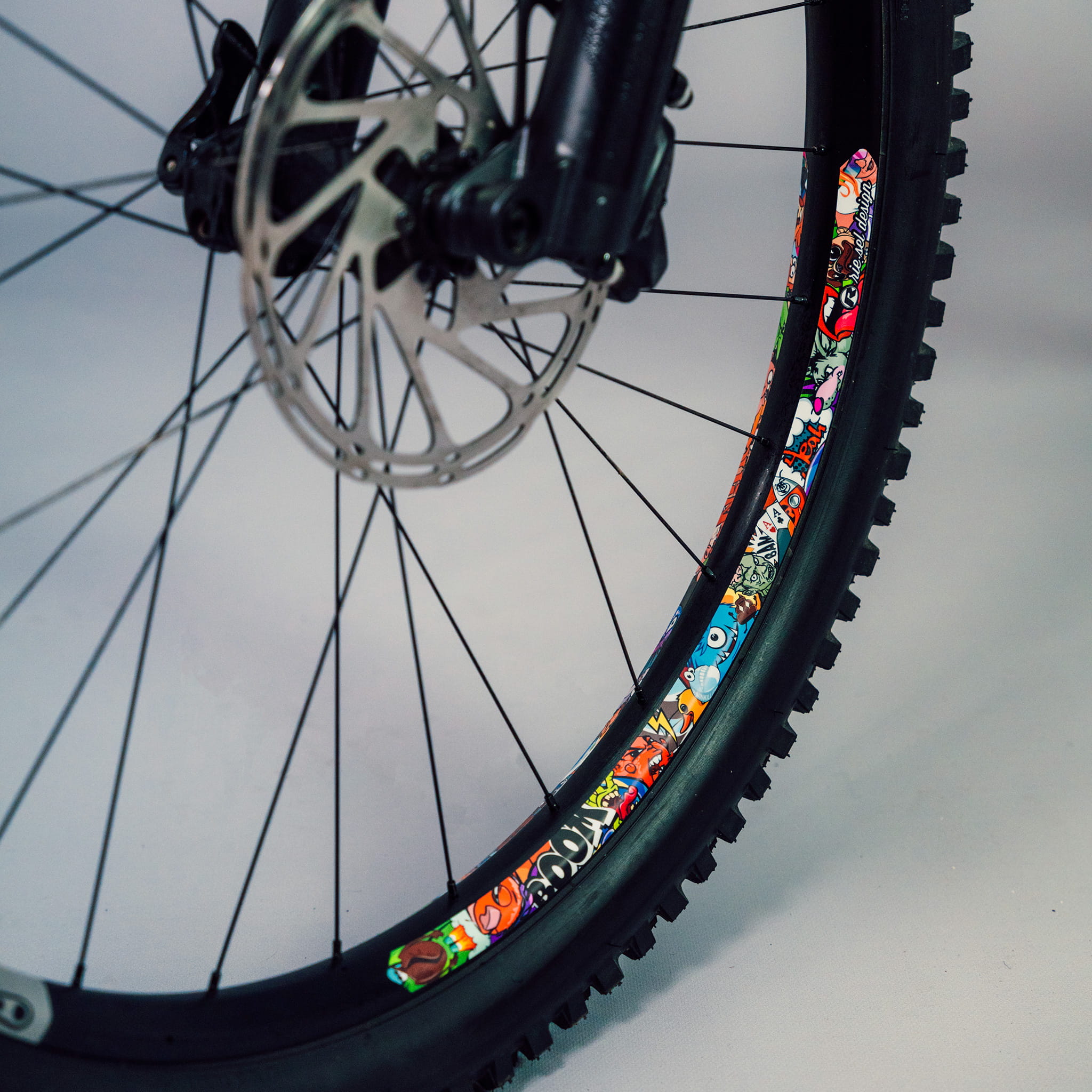 Bunte Felgenaufkleber fürs Fahrrad – Hochwertige Felgensticker | Made ...
